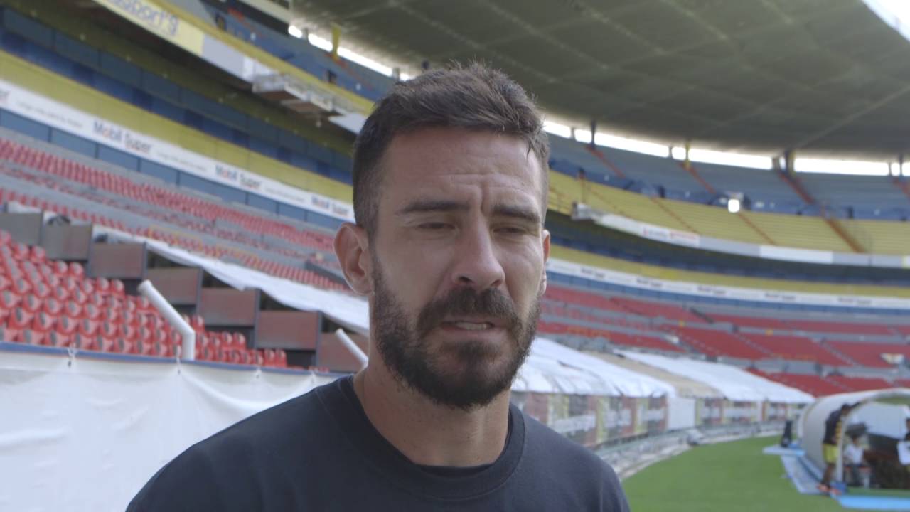 Entrevista a Isaac Romo - YouTube