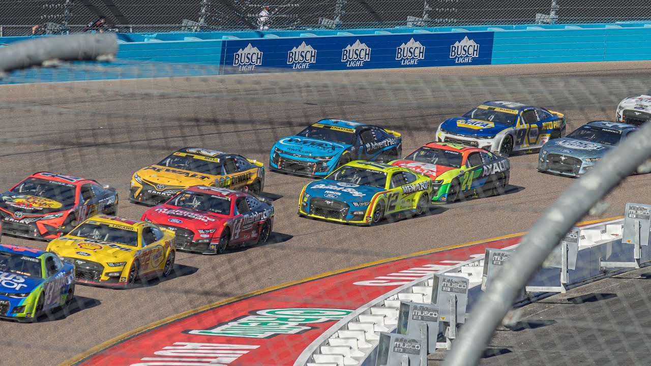 NASCAR CUP CHAMPIONSHIP PHOENIX - YouTube