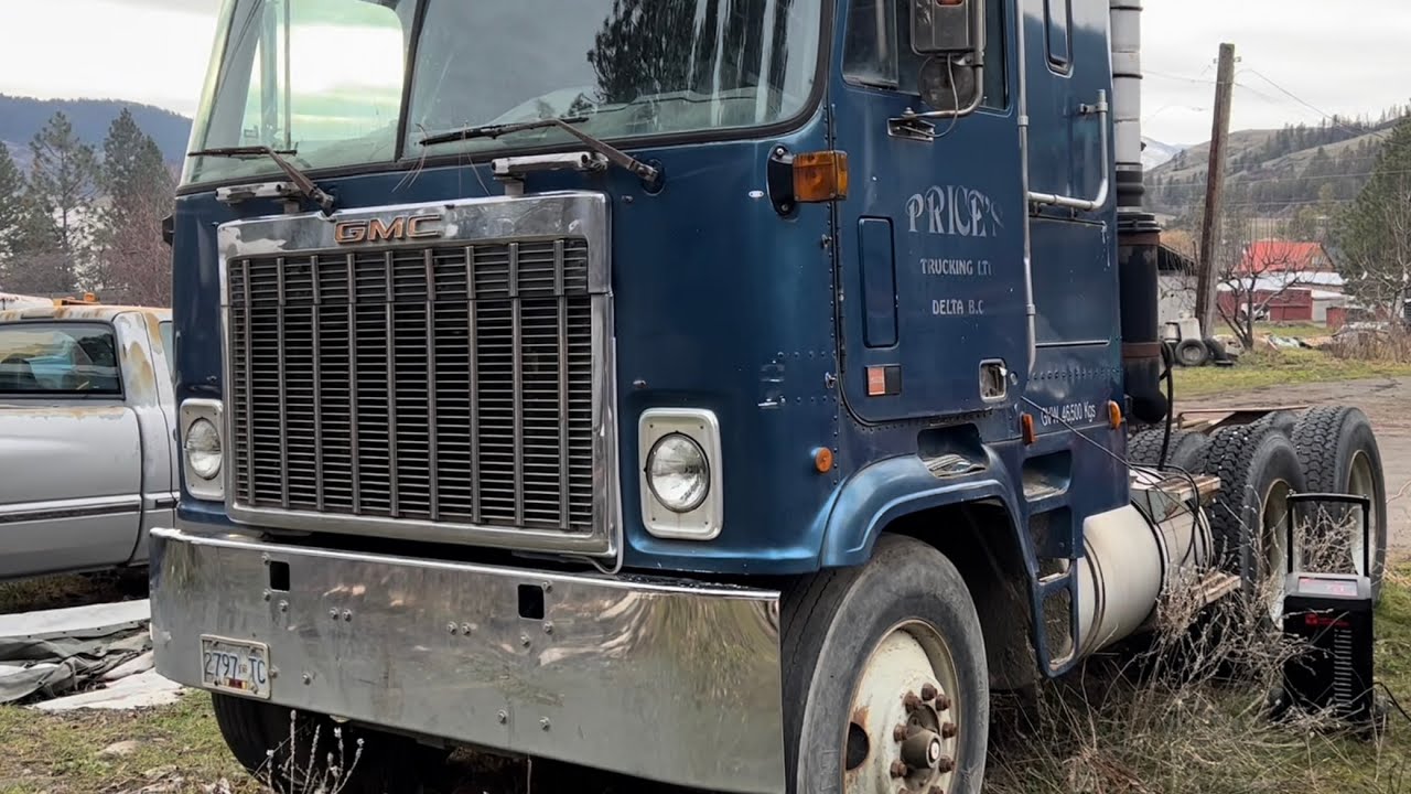 12 Builds of Xmas: Day 6 - 1986 GMC Astro COE - YouTube