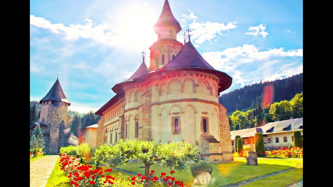 Putna monastery Mănăstirea Putna Romanian Orthodox Church Chant ...
