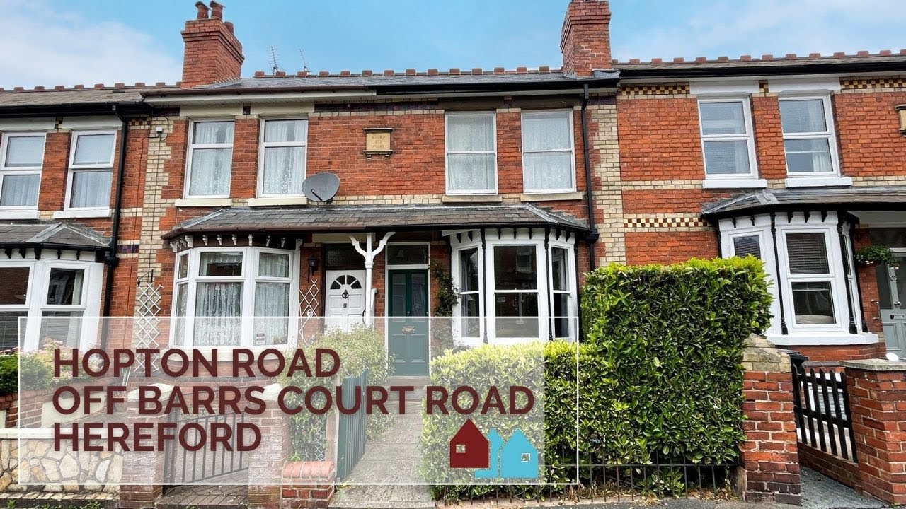 Video tour - 7 Hopton Road - YouTube