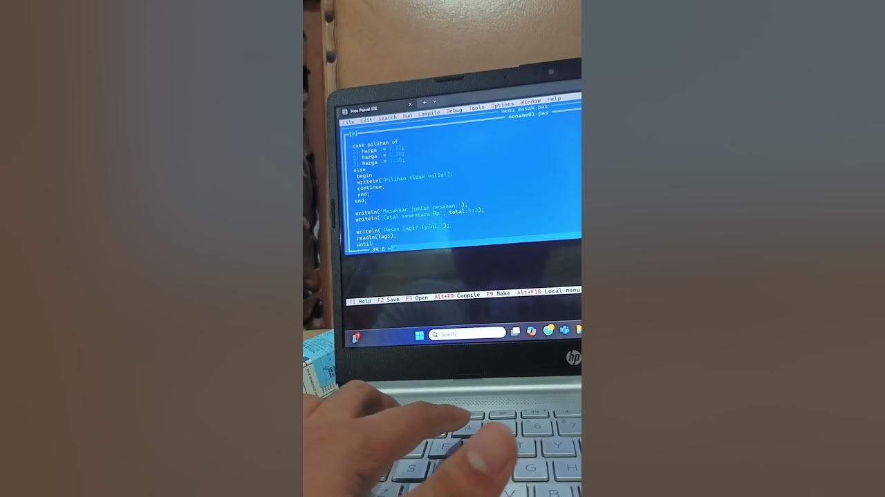 Membuat Program Pascal Menu makanan beserta pajaknya - YouTube