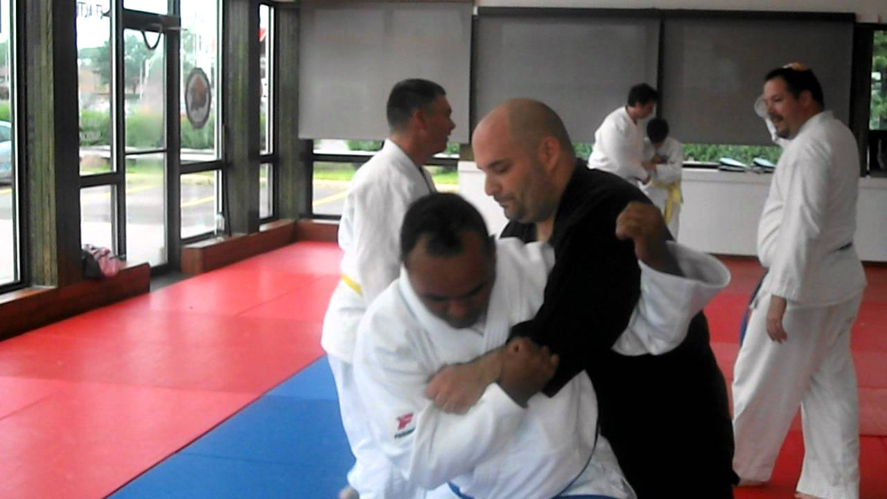 Aiki jujitsu: Throws and counter throw - YouTube