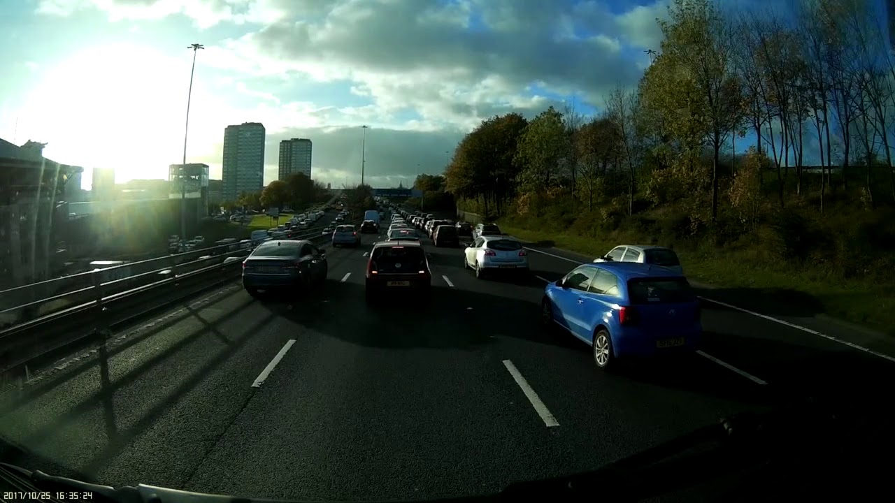 M8 traffic in Glasgow - YouTube