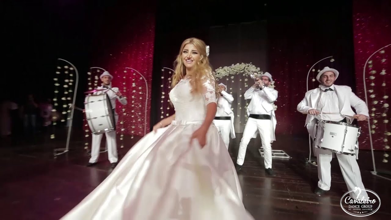 Lebanese Zaffe Bride's entrance - زفة لبنانية دخول العروس - YouTube