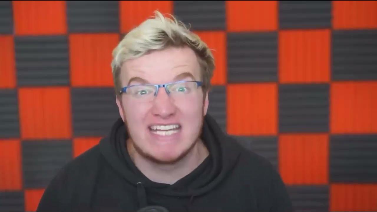 "I'M HOWTOBASIC!" (Part 1/3) - YouTube