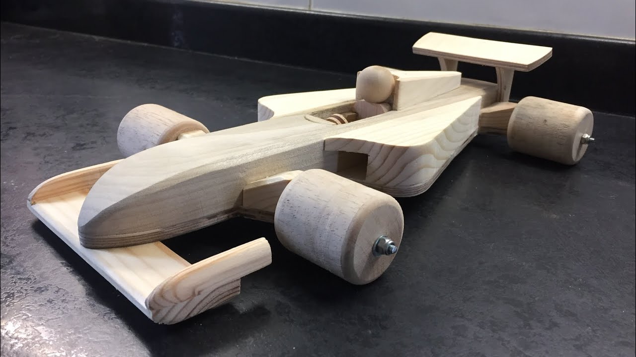 Senna type F1 car in wood - the intro. - YouTube