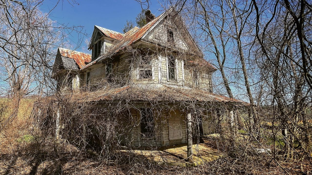 Derelict 147 year old Forgotten House In the Mountains of North ...