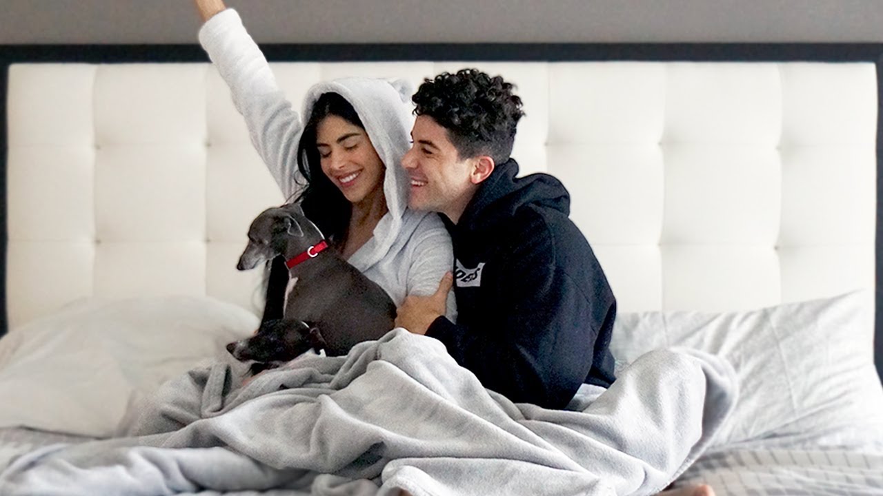 OUR MORNING ROUTINE AS A MARRIED COUPLE! - YouTube