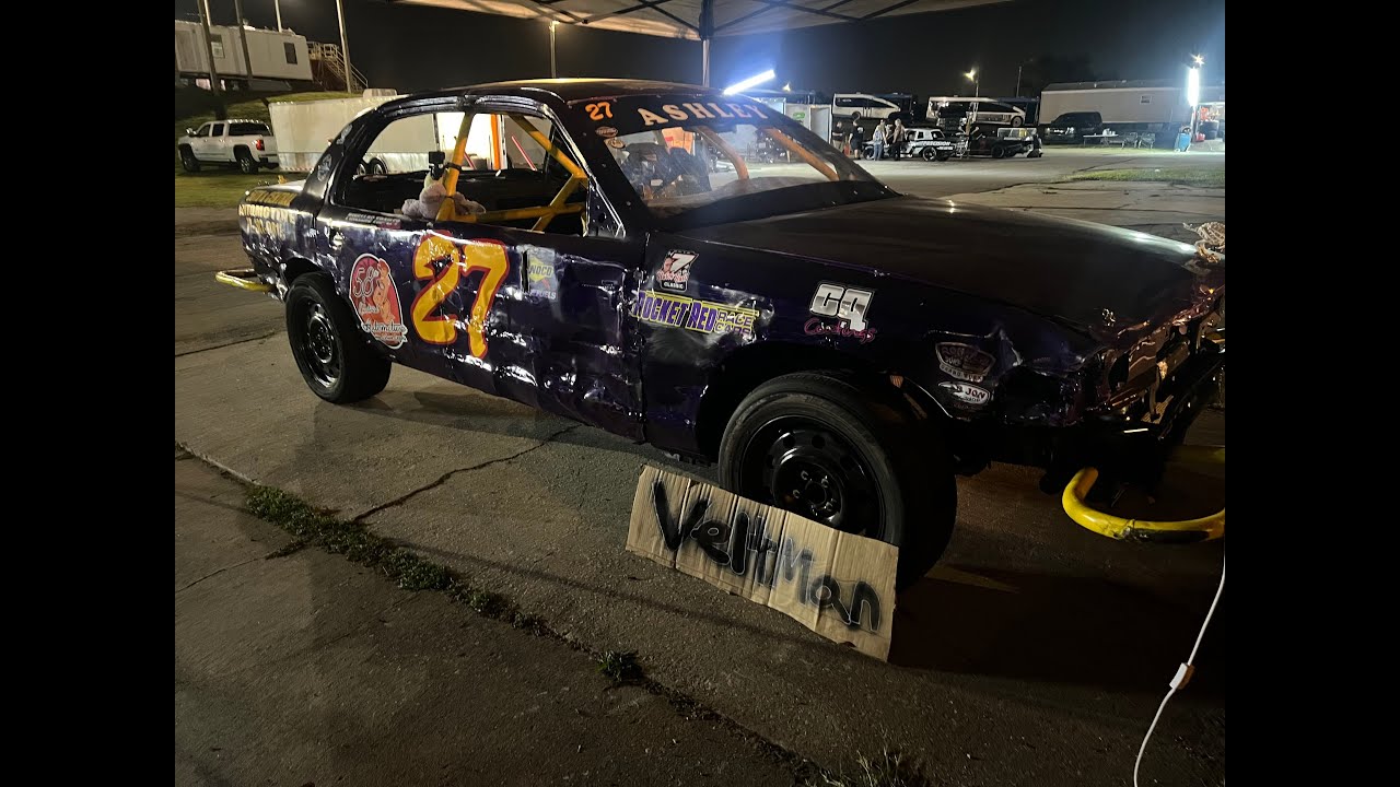 Jesse Veltman | 4-5-25 | Showtime Speedway | Crown Vic Figure 8 - YouTube