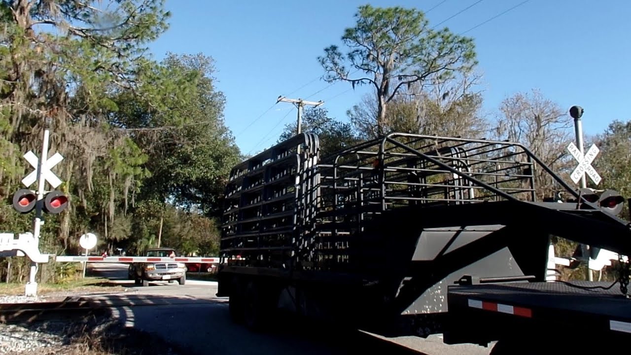Do Not Stop On Railroad Tracks Close Call - YouTube