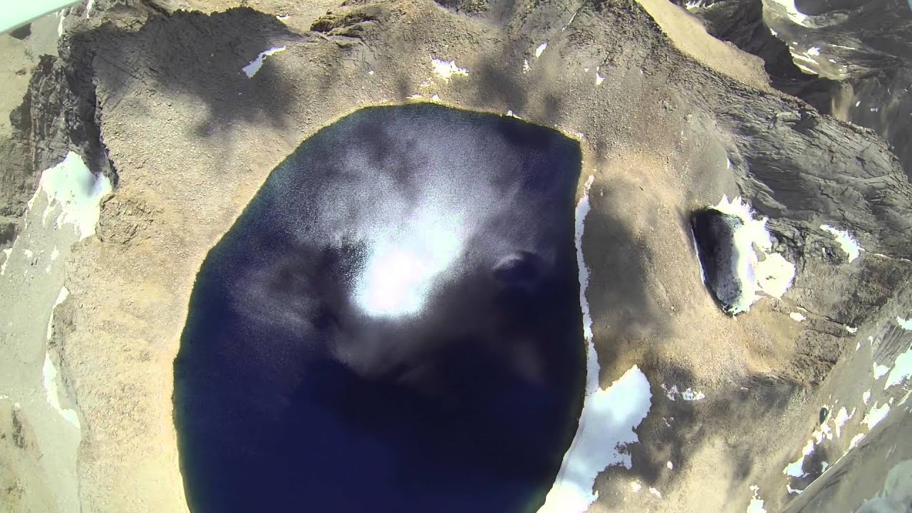 Soaring Flight past Mt Whitney and Tulainyo Lake in an Arcus M - YouTube