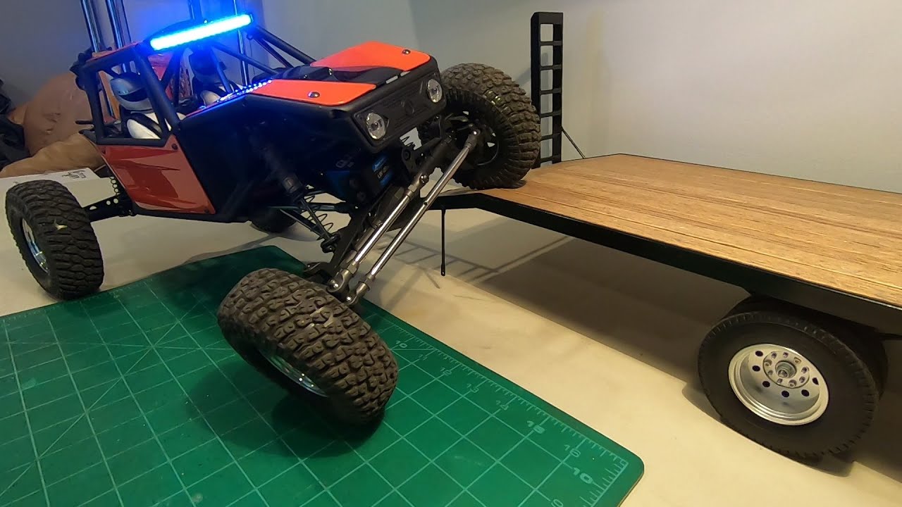 Axial Capra kit unboxing & time-lapse build - YouTube