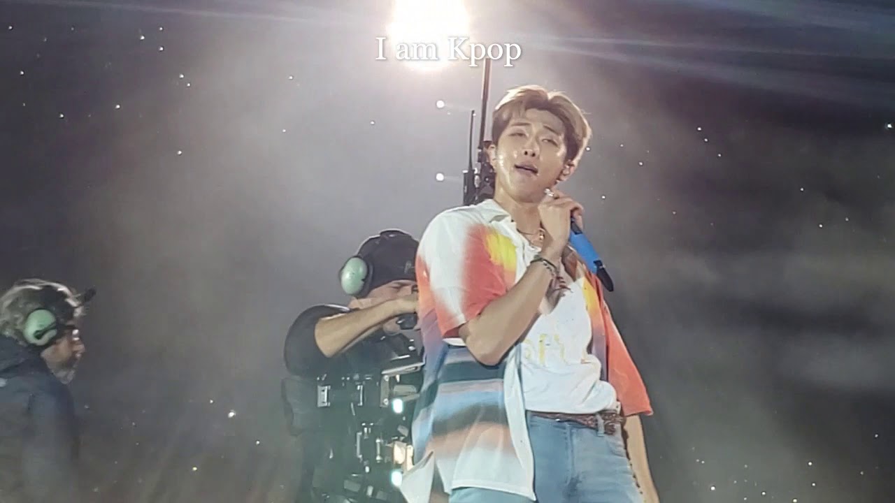 BTS Brasil 2019 - IDOL - YouTube