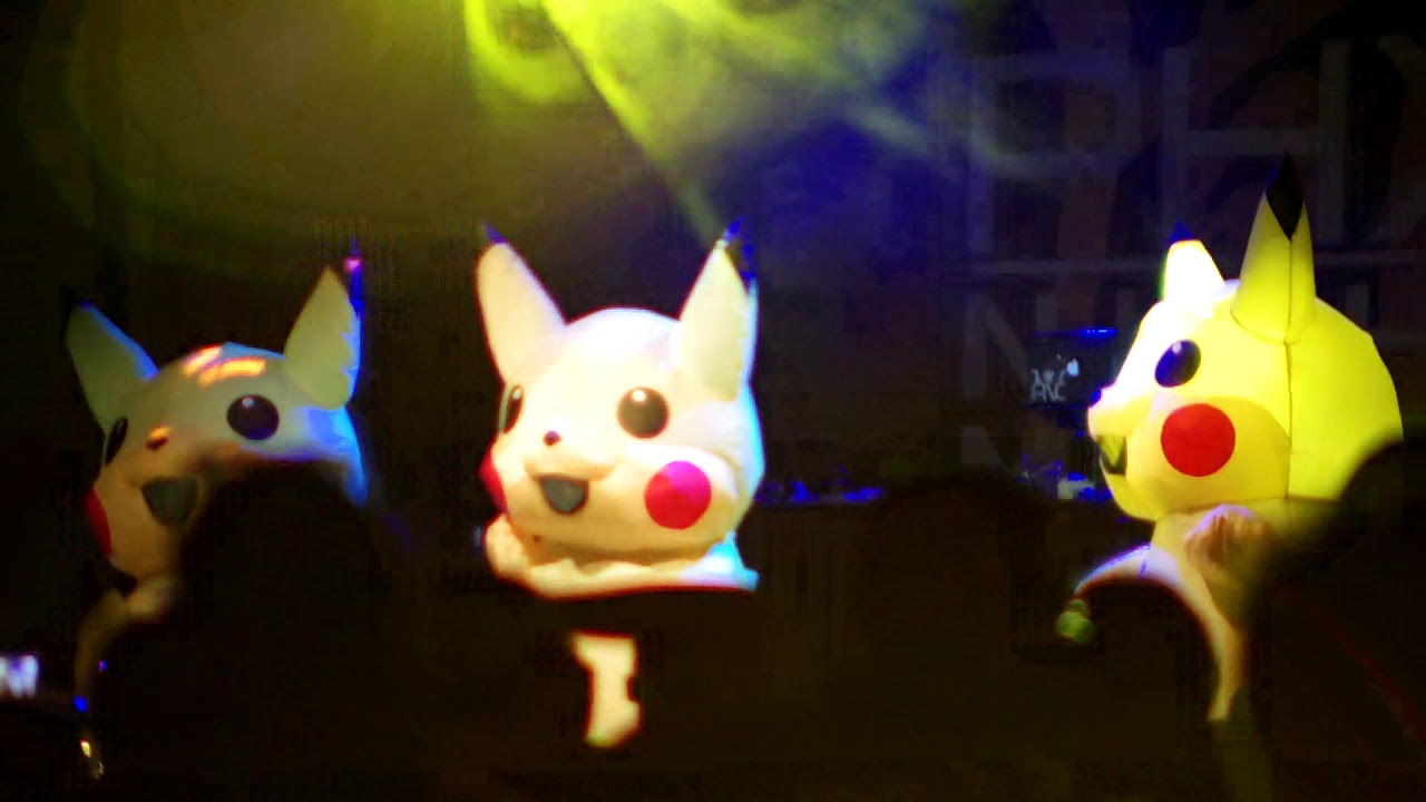 Pikachu dance - YouTube