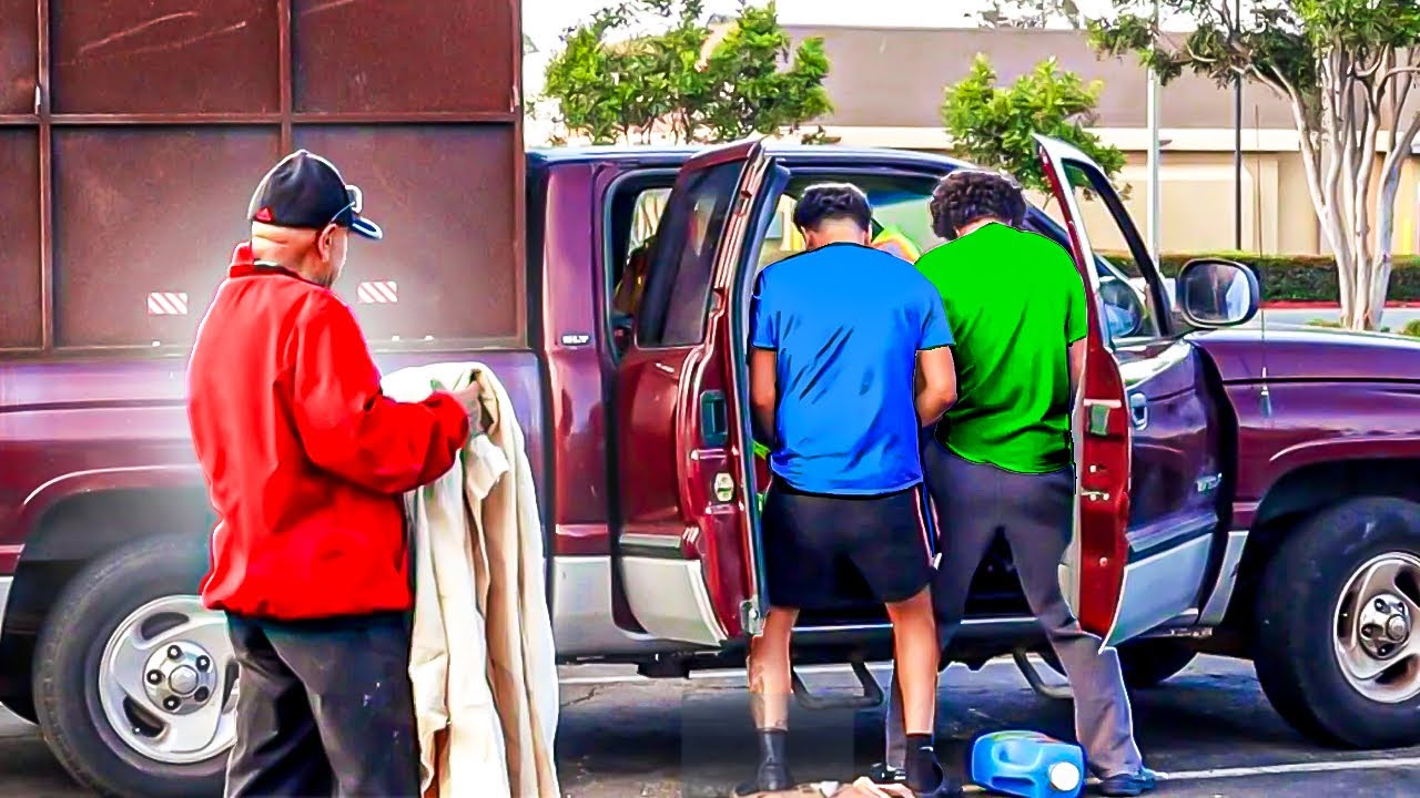 Double Peeing On Strangers Cars Prank Youtube