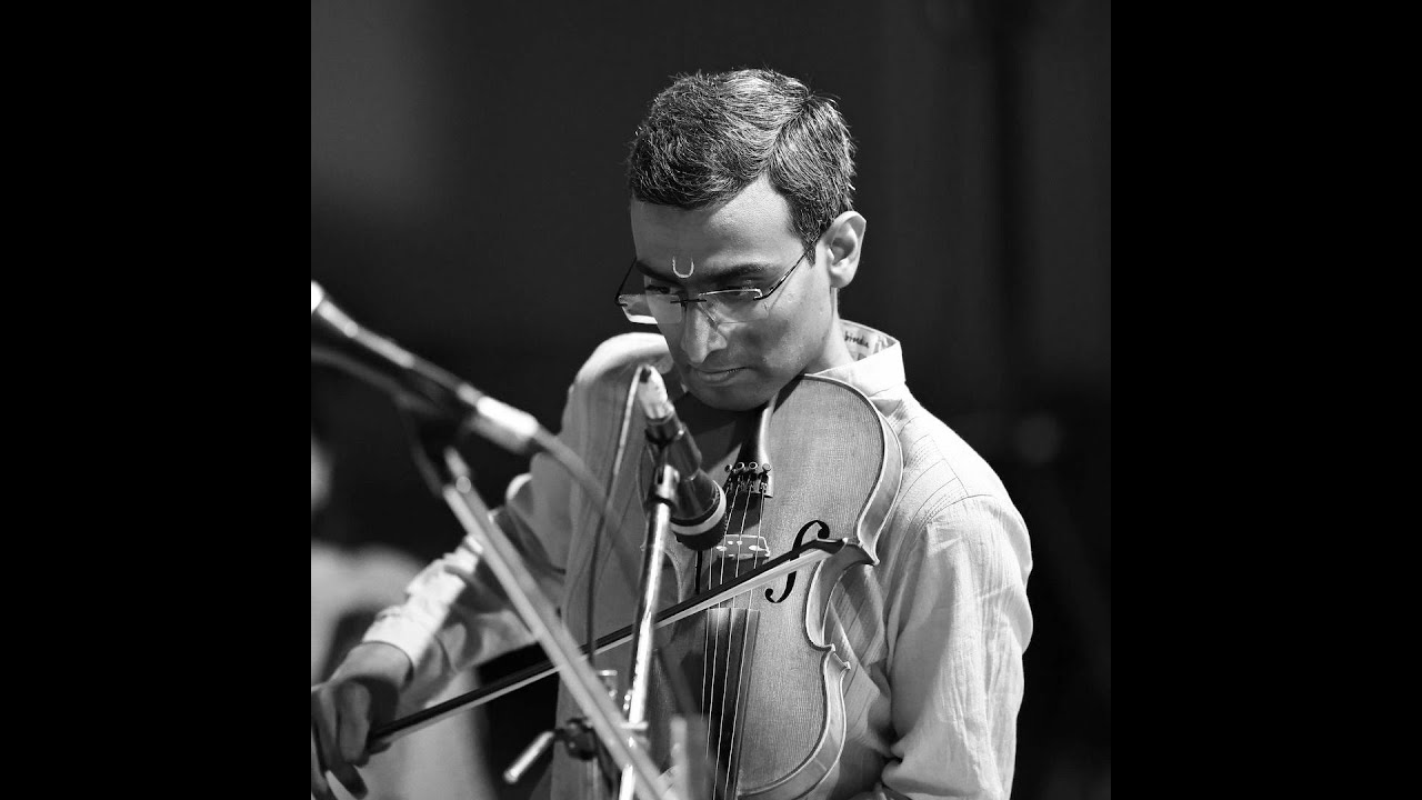 L Ramakrishnan | Carnatic Violin | Raga Begada | - YouTube