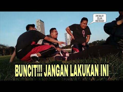 SAKIT !!! DERITA ORANG BUNCIT SAAT MELAKUKAN WORKOUT - YouTube