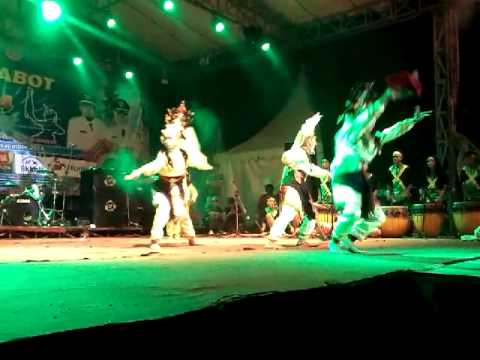 Tari Kreasi Tabot Af-Fardit Bengkulu - YouTube