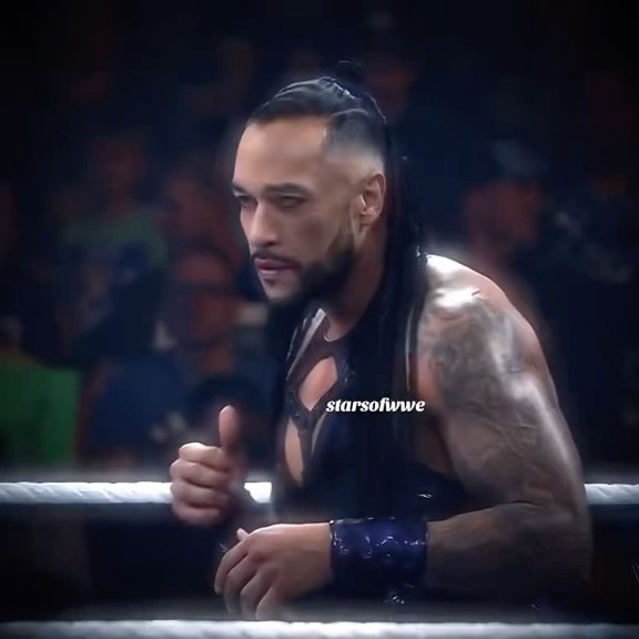 Ahh the wink 😩😫🧎🏻‍♀️ #notmine #wwe #fypyoutube #wrestling #damianpriest ...