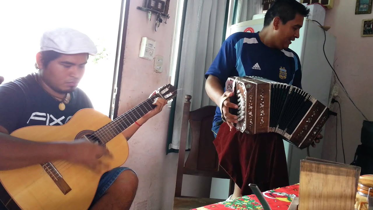 Adrian y Pablo Rengifo - YouTube