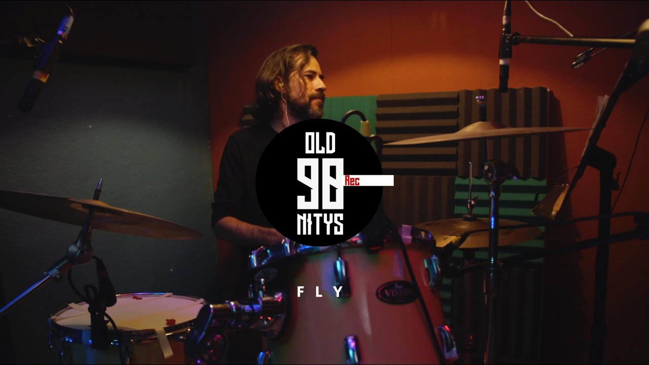 OLD 90's - FLY (LIVE SESSION) - YouTube