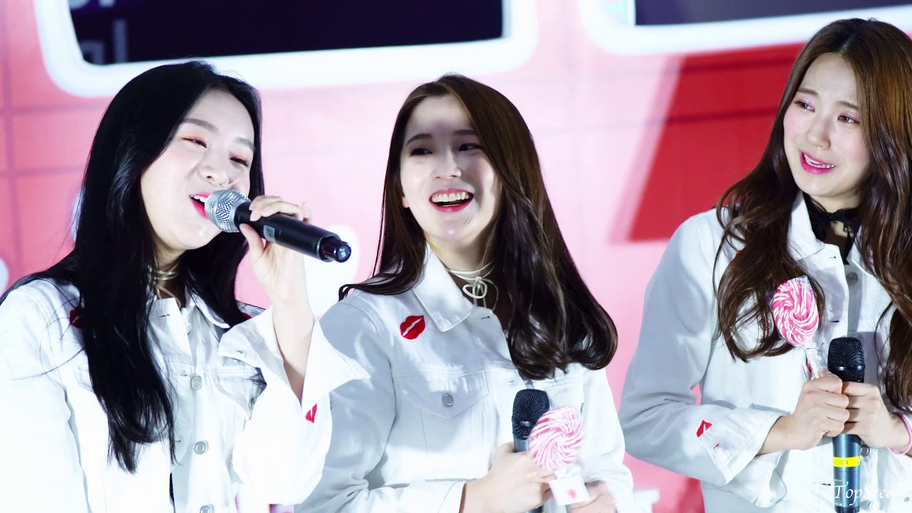 엠파이어걸즈 (EmpireGirls) - ‘올해 제일 잘한 일’ 4k Real Fan Cam 181230@코엑스 - YouTube