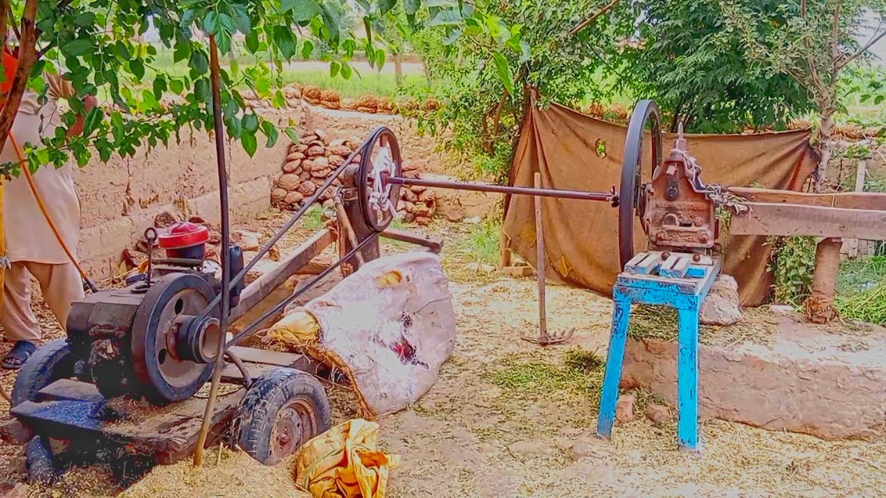 Mini 6 HP peter diesel engine Work on fodder cutter machine - YouTube