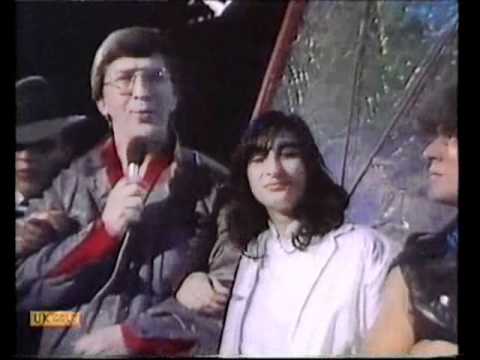Top of the Pops episode from December 1981 PART TWO(of 3) - YouTube
