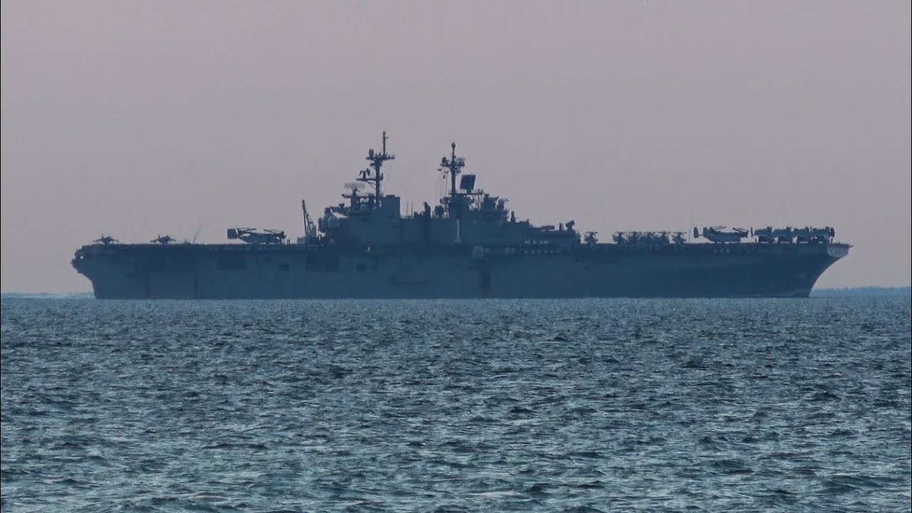 Impressive Amphibious Assault Ship USS WASP sails through the ...