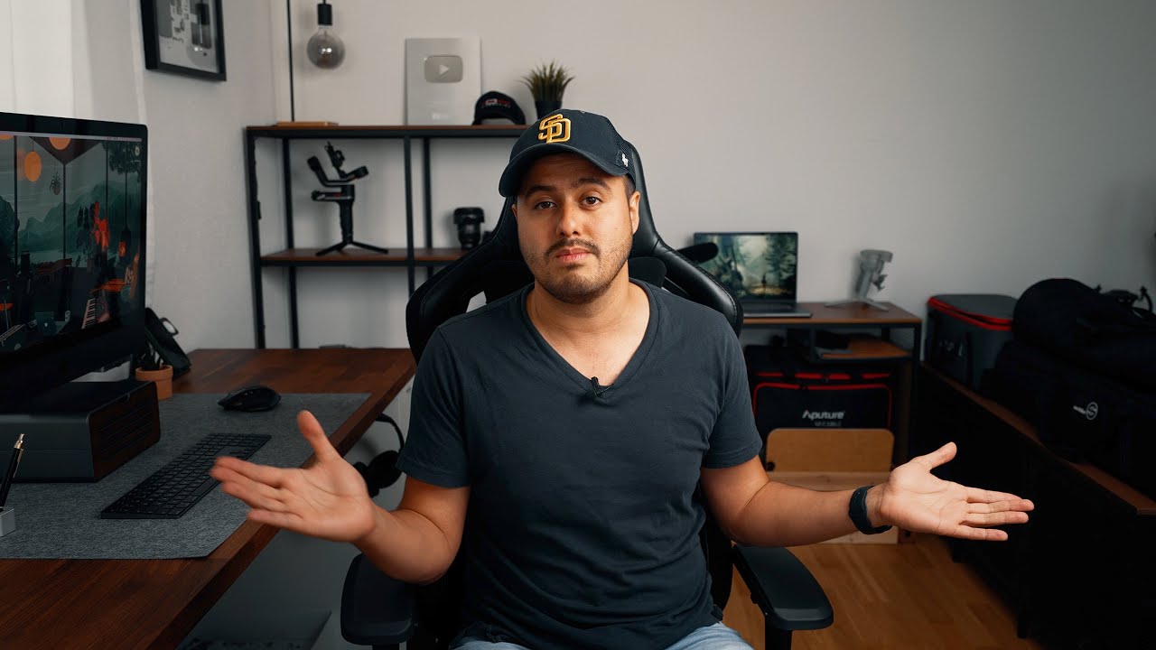 My SMALL Home Youtube Studio Setup (Room Tour 2022) - YouTube