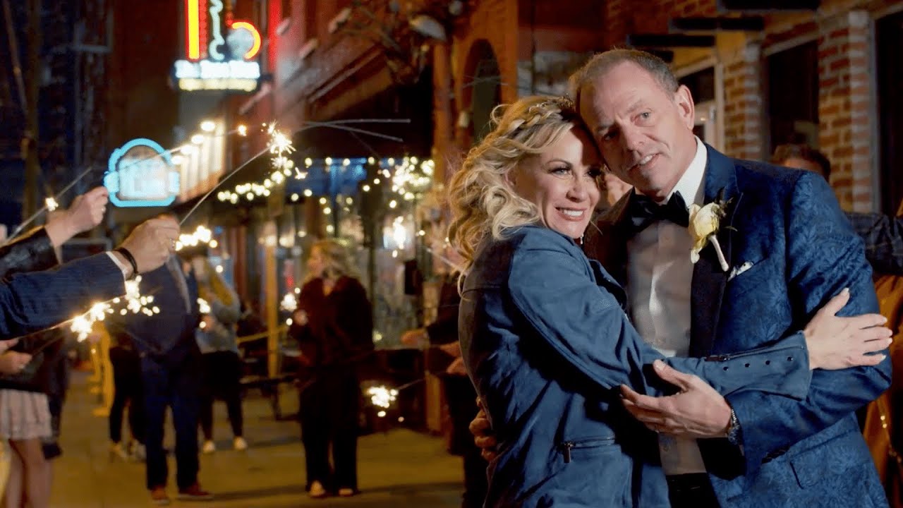 Urban Rooftop Wedding at 2616 Commerce Event Center in Dallas Texas ...