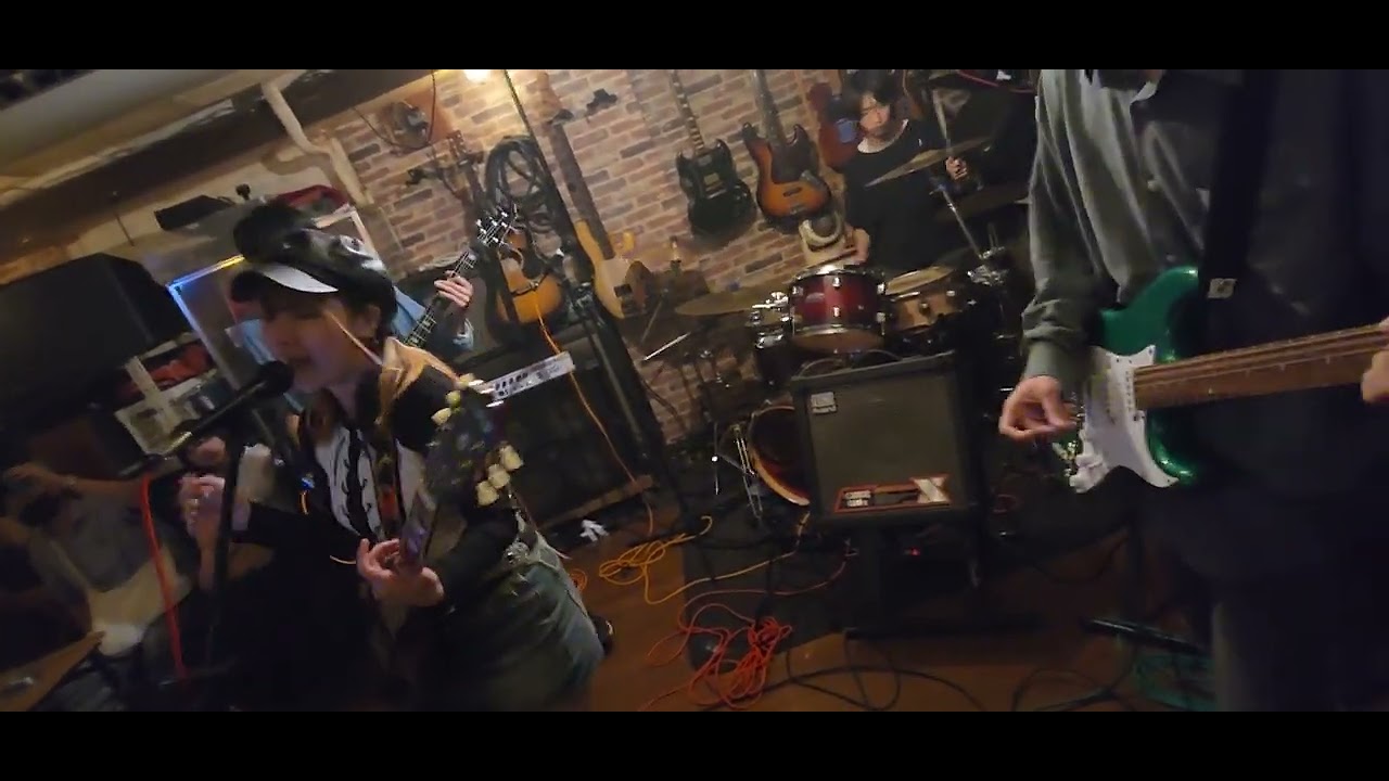 DAKEDO @ 喜楽musicwearHouse - YouTube