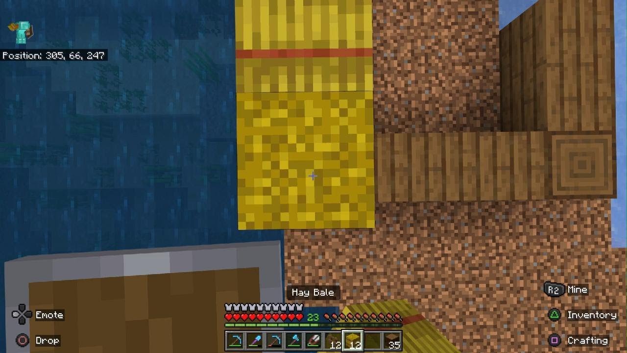 Minecraft Building Villager hut - YouTube