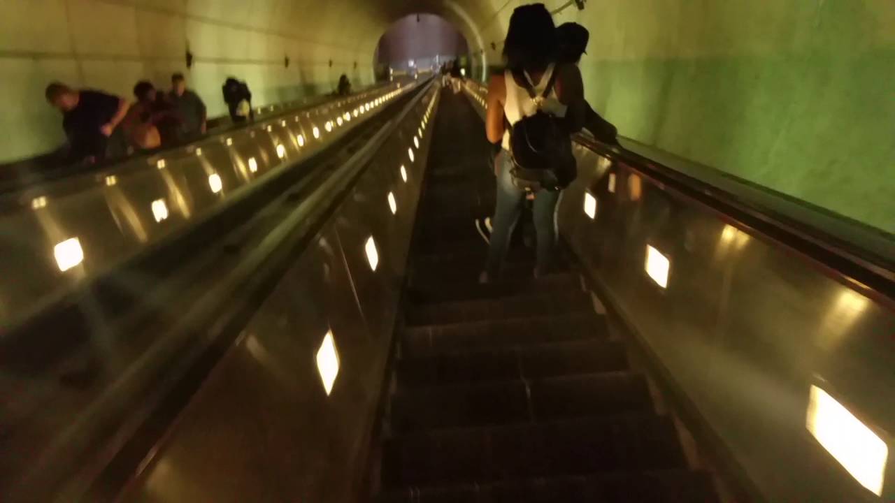 Wheaton Metro Escalator - YouTube