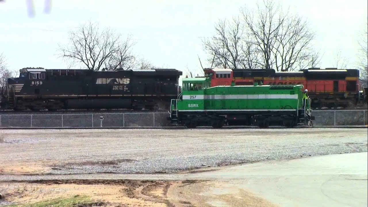 SSRX 257 Meets NS 123 Power (NS 8159, BNSF 9371, UP 8708), Primient ...