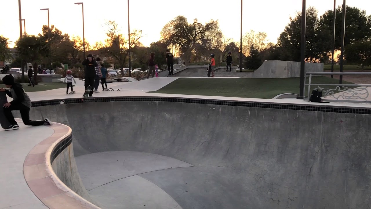 Skating, Fremont Elizabeth Park - YouTube