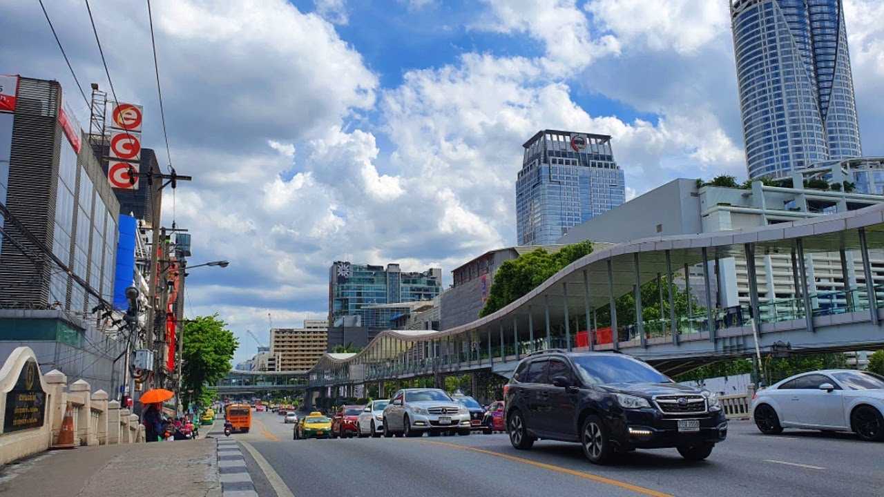 [4K] Walk from Pratunam to Central World on Ratchadamri Rd in Bangkok ...