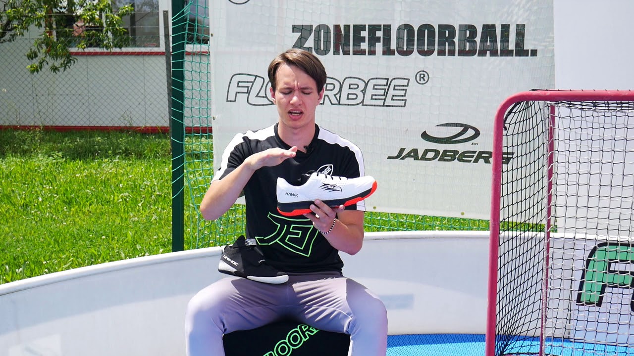 How to choose the right goalie shoes for floorball? - YouTube
