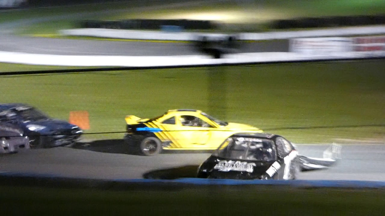 Big wreck in the Mini Stock Feature Race June 23 2019 Peterborough ...
