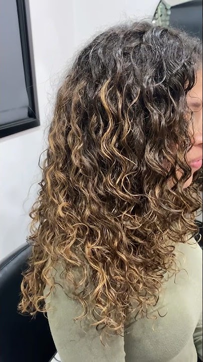 Curl transformation : long 2b/3a curls | repairing curly hair | healthy ...