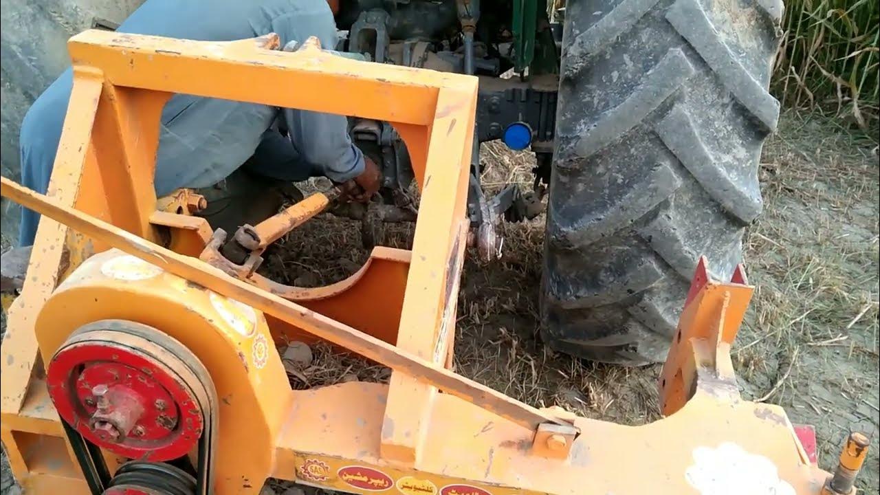 Chara kaatne wali machine in Pakistan. - YouTube