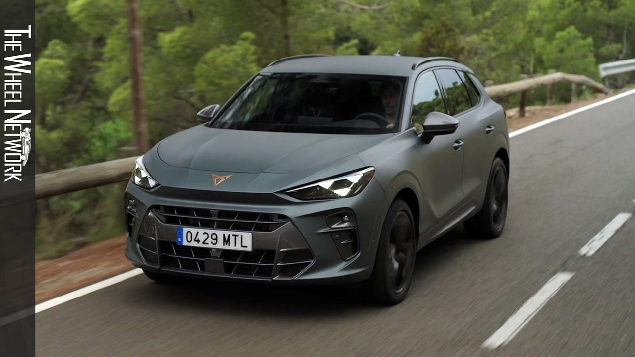 2025 Cupra Terramar | Enceladus Grey Mat | Driving Footage - YouTube