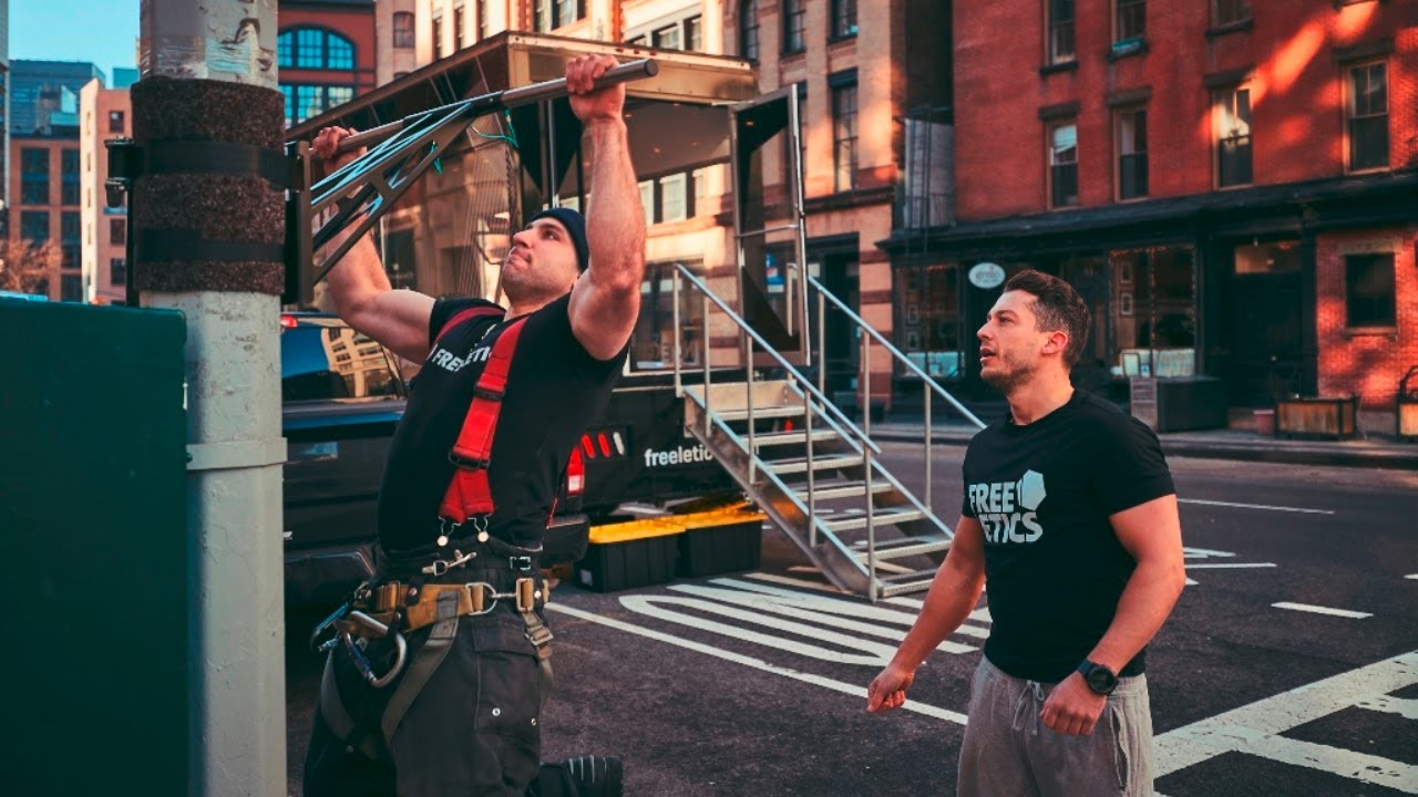 Freeletics Workout with Portable Pull-Up and Dip Bar in New York - YouTube