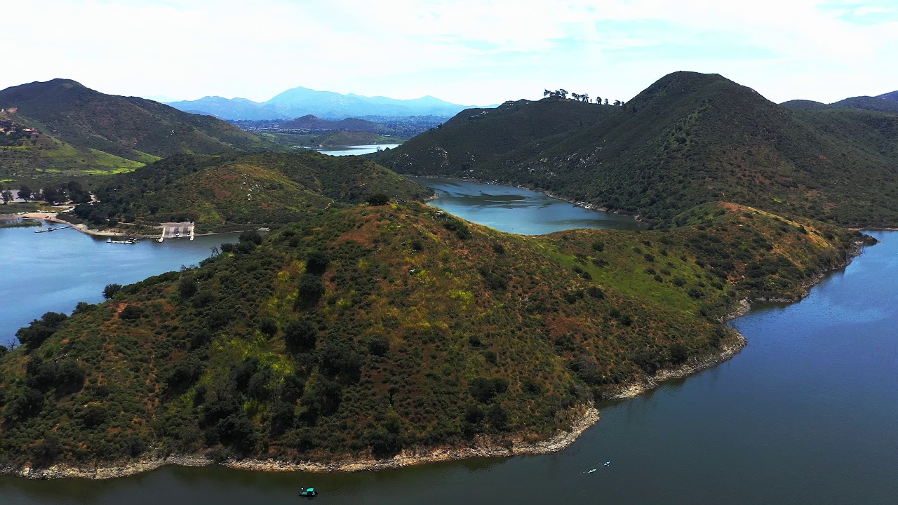 Fly over Lake Hodges, California 4K UHD - YouTube