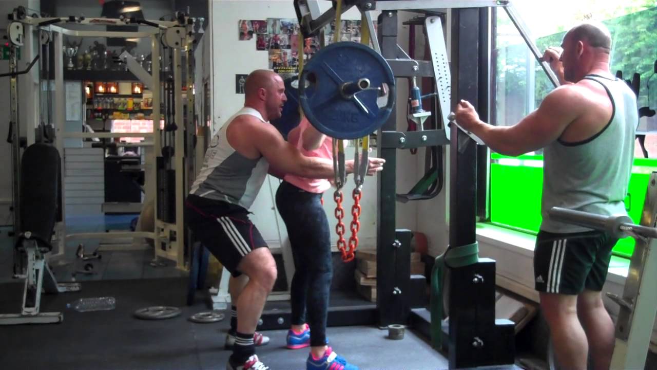 unique fitness 16 year old blythe squats 60kg X20 after heavy leg ...