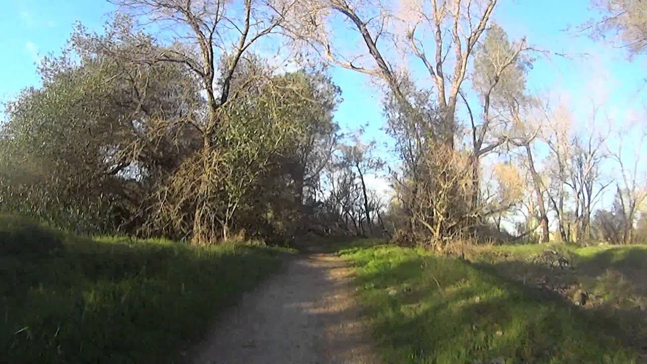 Mountain Biking @ Lake Natoma (Natoma Loop East Side) - YouTube