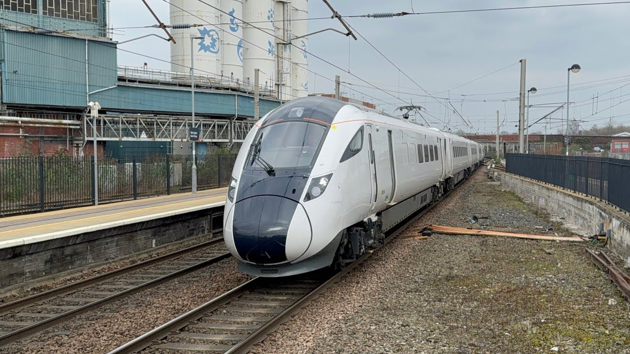 Avanti 805004 on test, Royal Mail 325’s and DRS 68002 hauling ...
