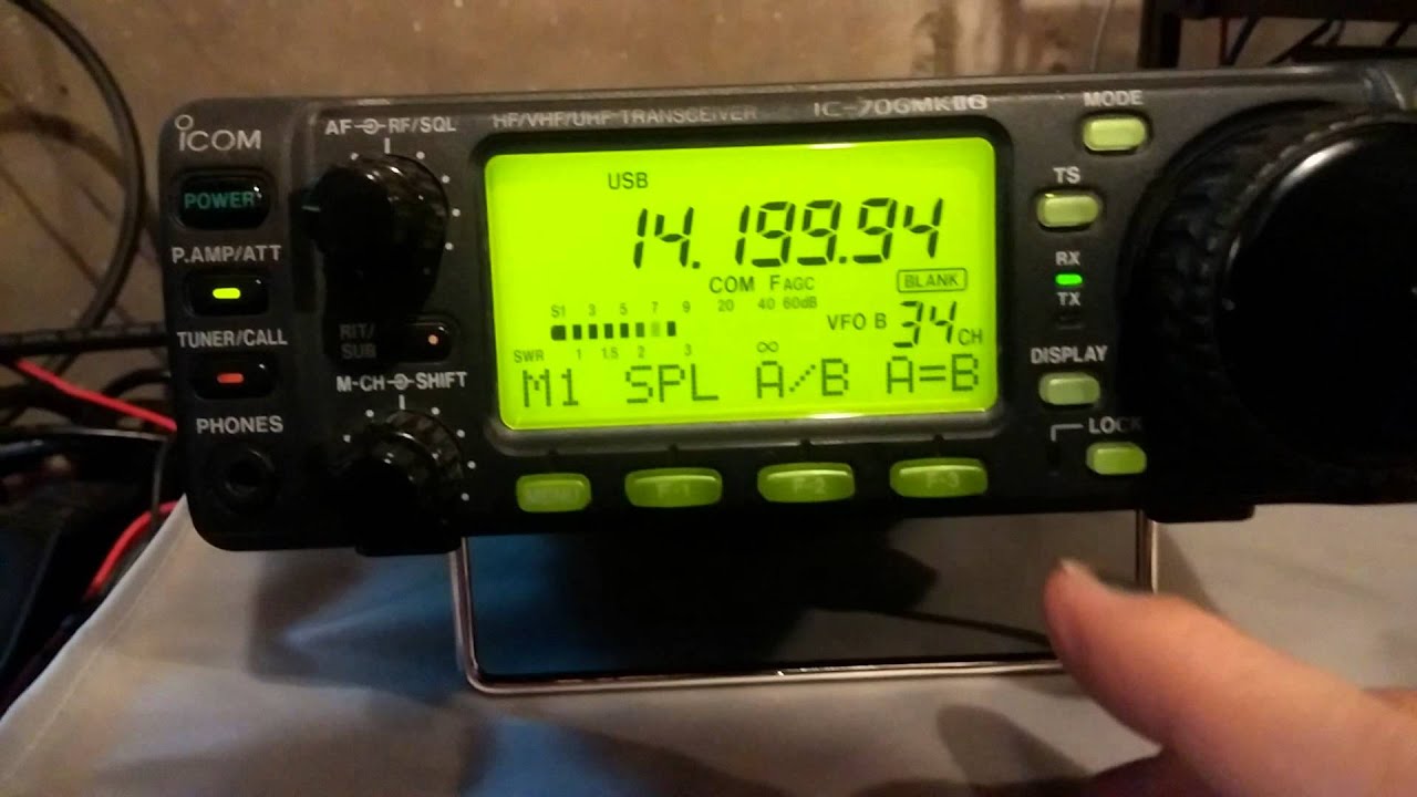 Icom IC-706MKIIG SSB and CW demo - YouTube