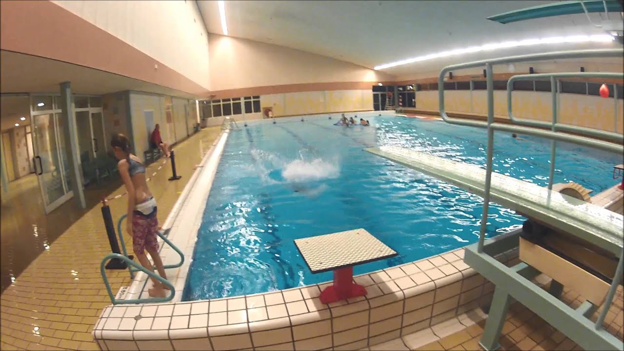 GoPro day #2 fun at the swimming pool - YouTube